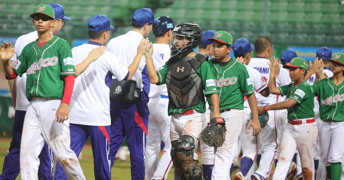 U12看東森／疑不滿韓籍主審判決！台灣賽後受訪遭墨西哥媒體鬧場｜東森新聞